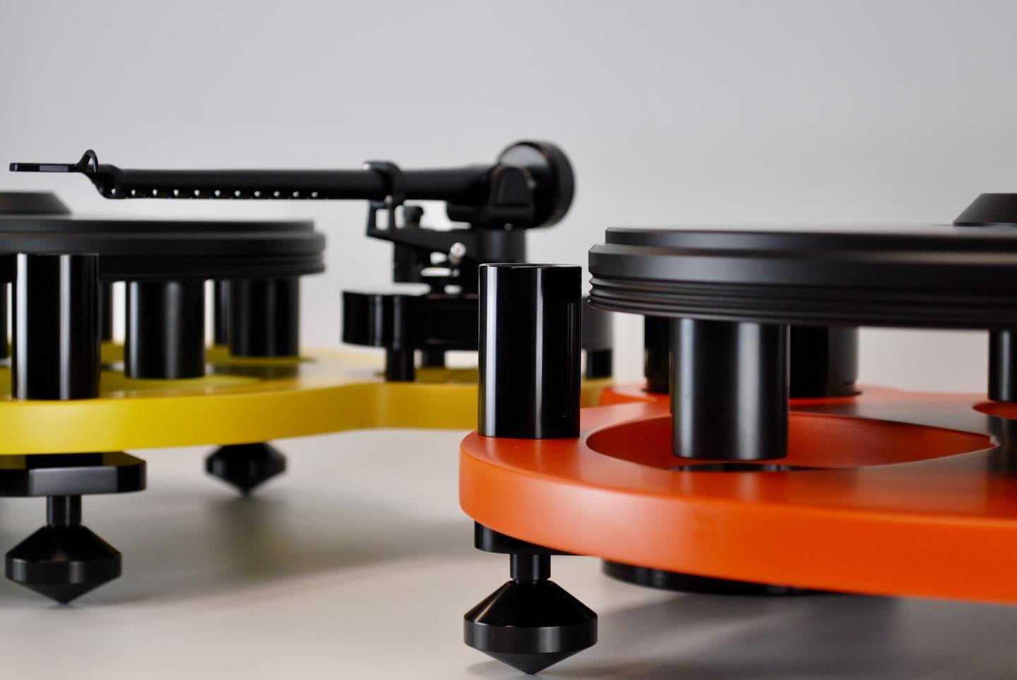 Michell Engineering Turntables – Kronos AV
